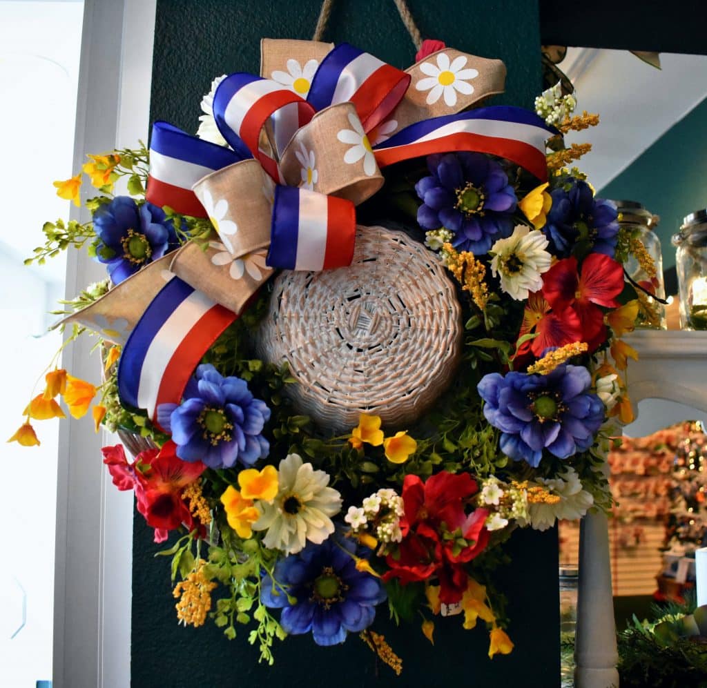 Fourth of July Tree 2018 - Christmas Store